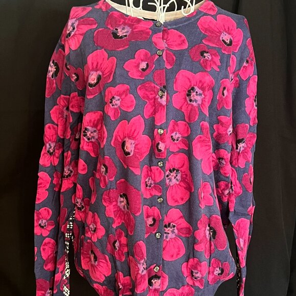 Lord & Taylor | Tops | Lord Taylor Woman Patterned Top | Poshmark